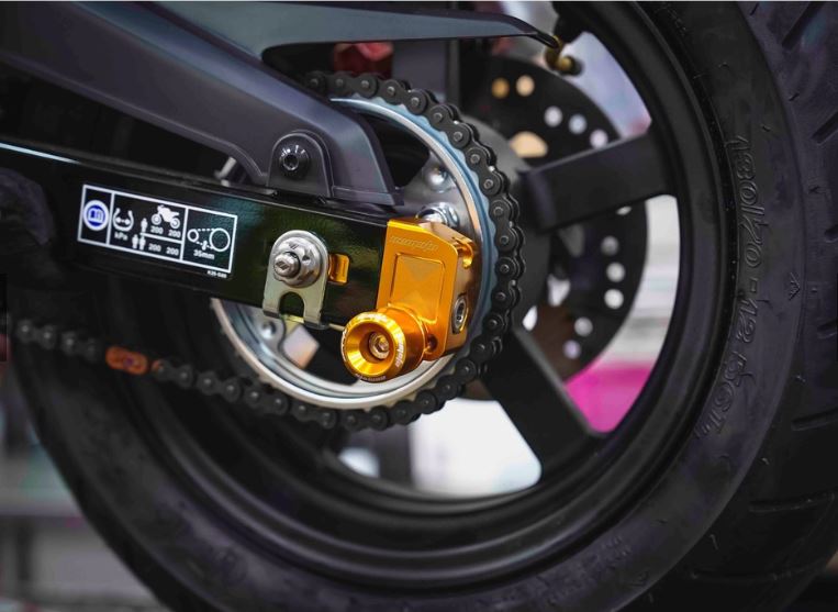 Nemoto Spooled Captive Chain Adjusters - Honda Grom 125 (ALL YEARS ...