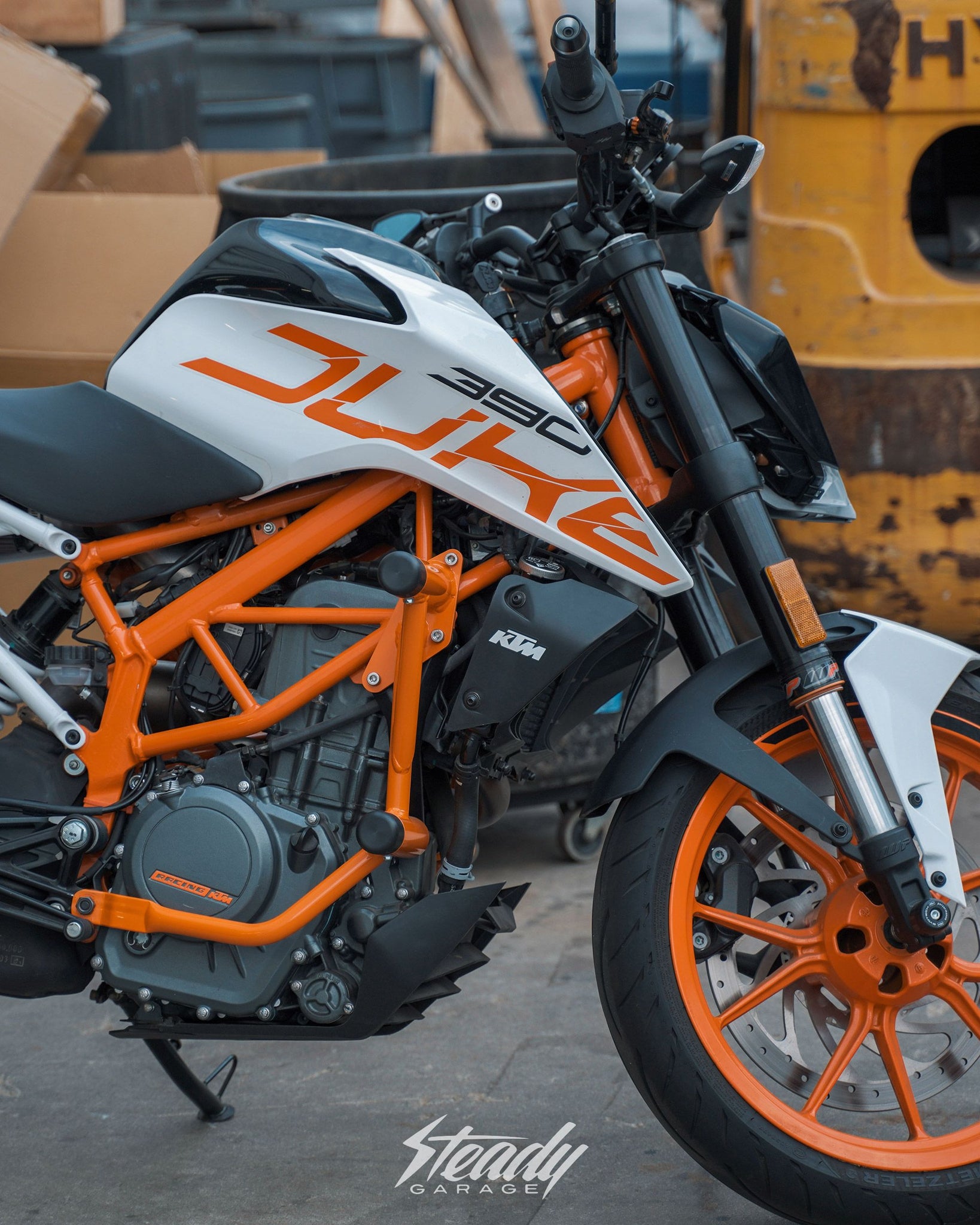 Zeus Armor Scrape Step Combo Bar - KTM DUKE 390 – Steady Garage