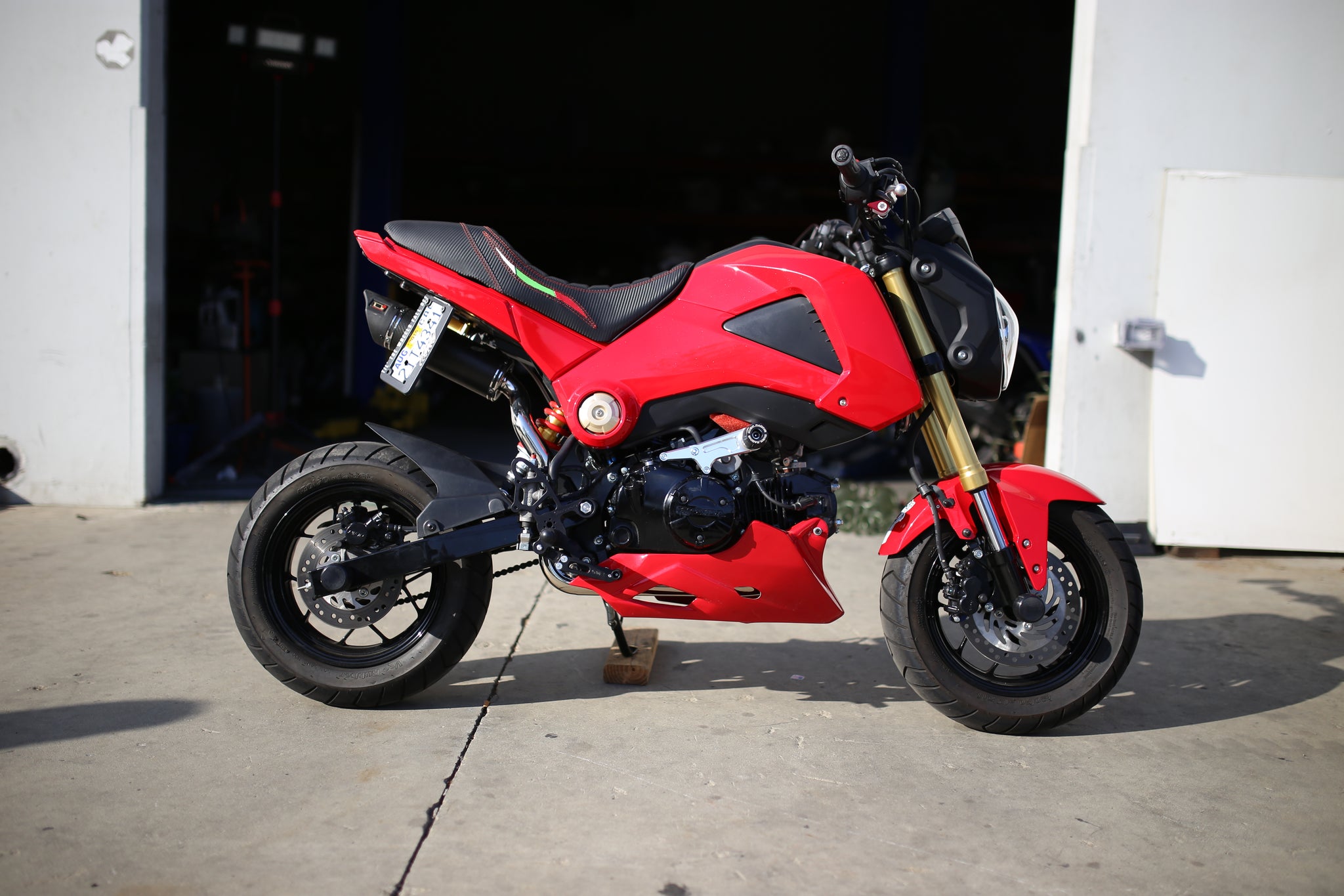 OEM Honda TDM Gold Center Side Caps Honda Grom 125 MSX 125 – Steady Garage