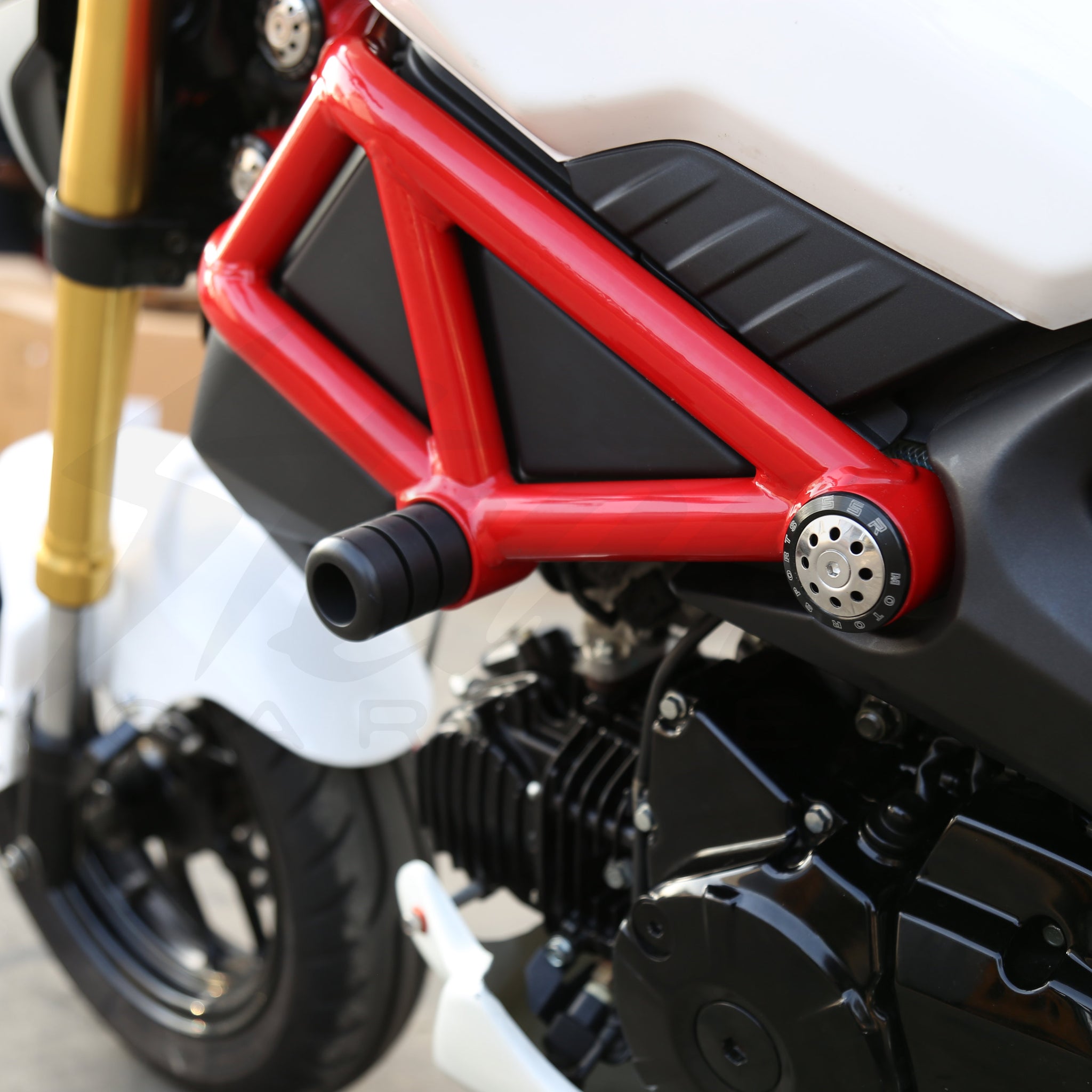 Gojin Delrin Frame Sliders for SSR Razkull 125 – Steady Garage